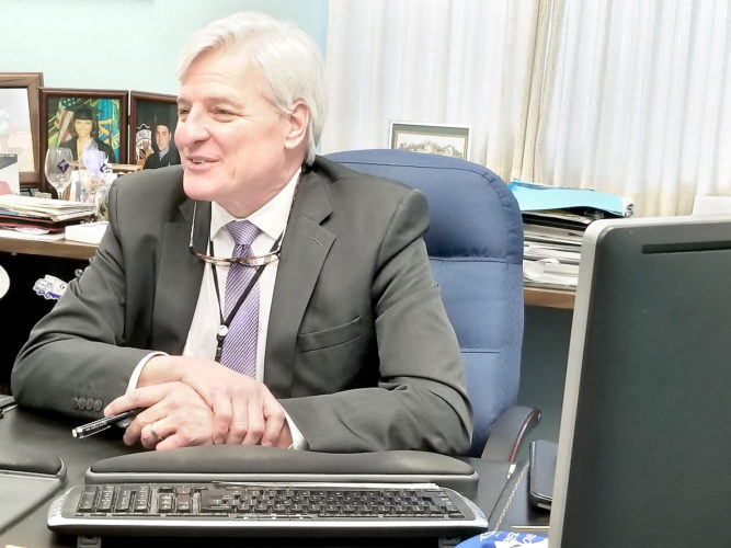 Murdock stepping away from Trinity job | News, Sports, Jobs - The ...